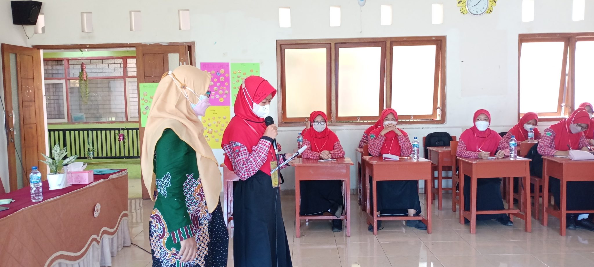 PROGRAM ROOTS AGEN PERUBAHAN PENCEGAHAN PERUNDUNGAN SMP NEGERI 1 ...