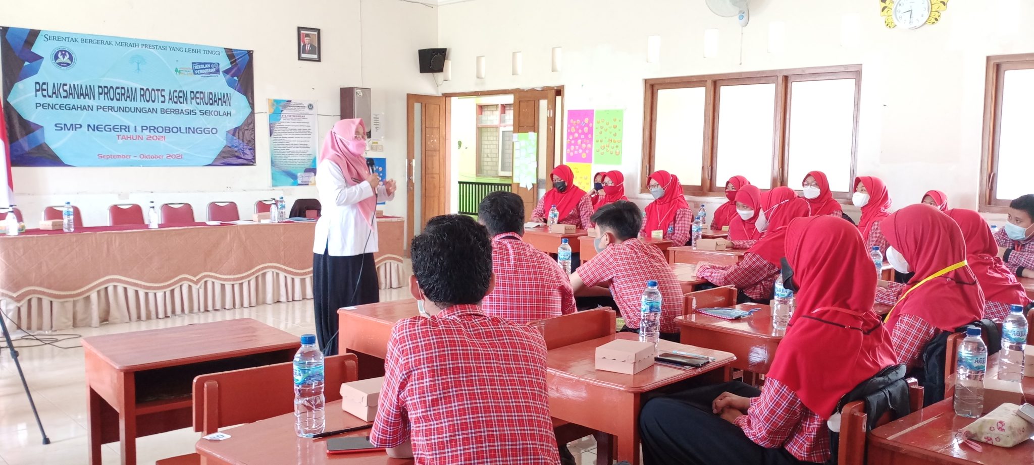 PROGRAM ROOTS AGEN PERUBAHAN PENCEGAHAN PERUNDUNGAN SMP NEGERI 1 ...